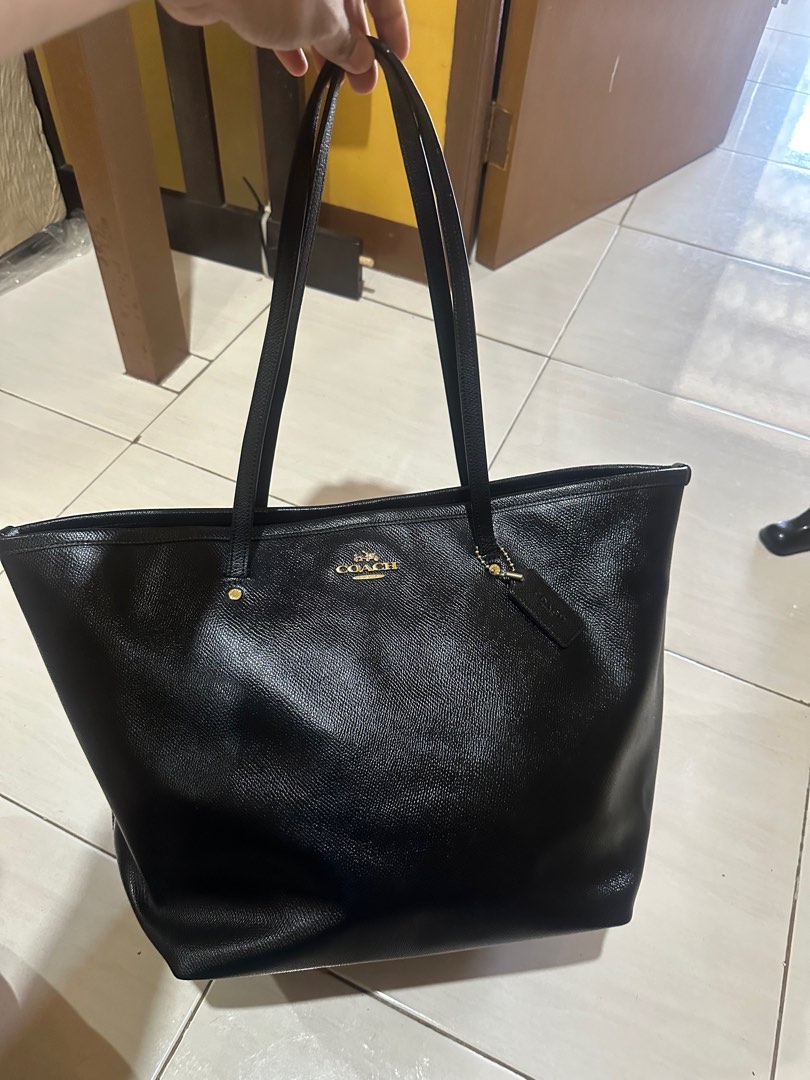 Coach Large Tote, Luxury, Bags & Wallets on Carousell