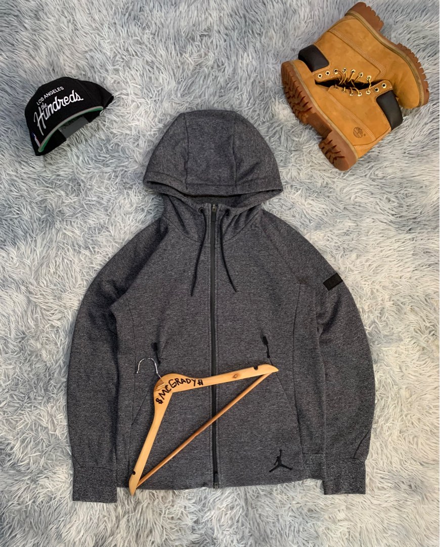Jordan techfleece jacket, Men's Fashion, Activewear on Carousell