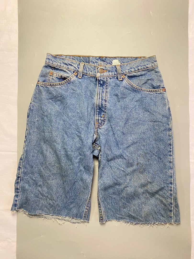 Levis jorts, Men's Fashion, Bottoms, Jeans on Carousell
