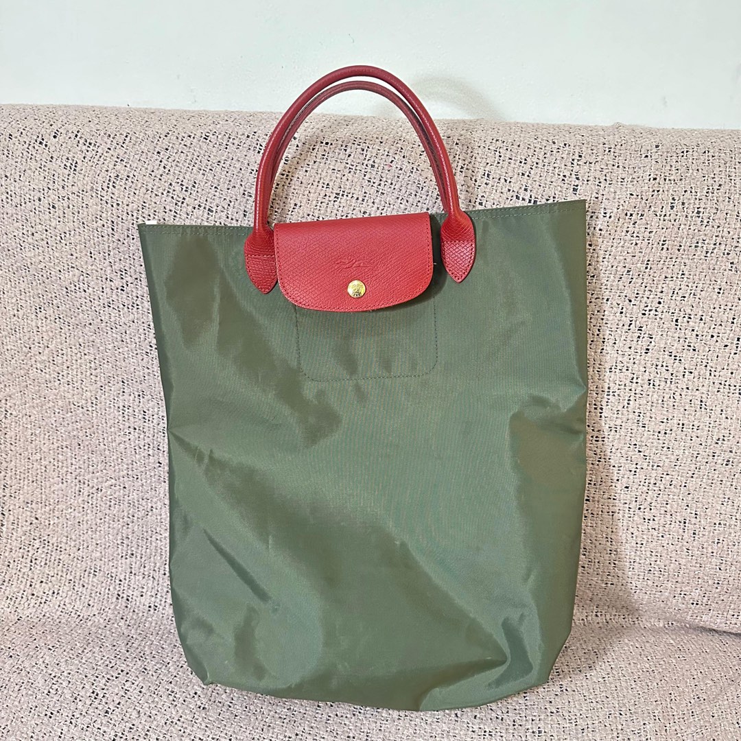 Longchamp Le Pliage 3 tone, Barang Mewah, Tas & Dompet di Carousell