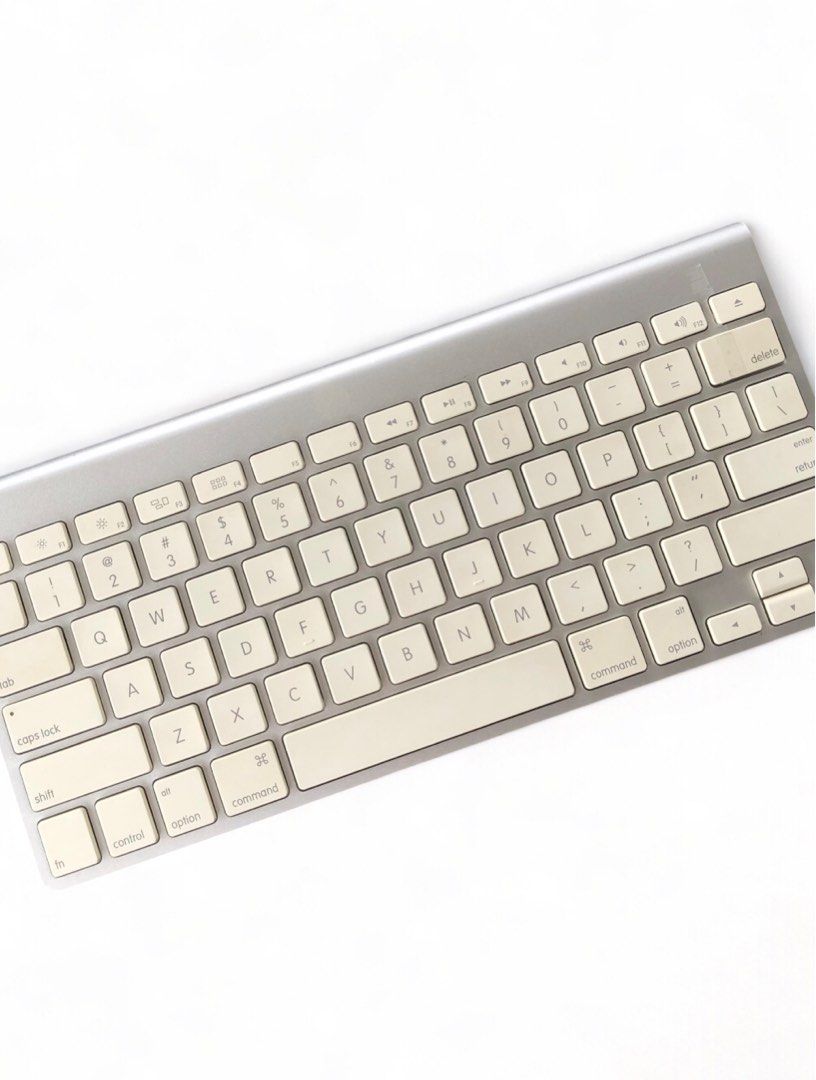 Original Apple Mac Keyboard - Great Condition, Minor Issue, Computers ...
