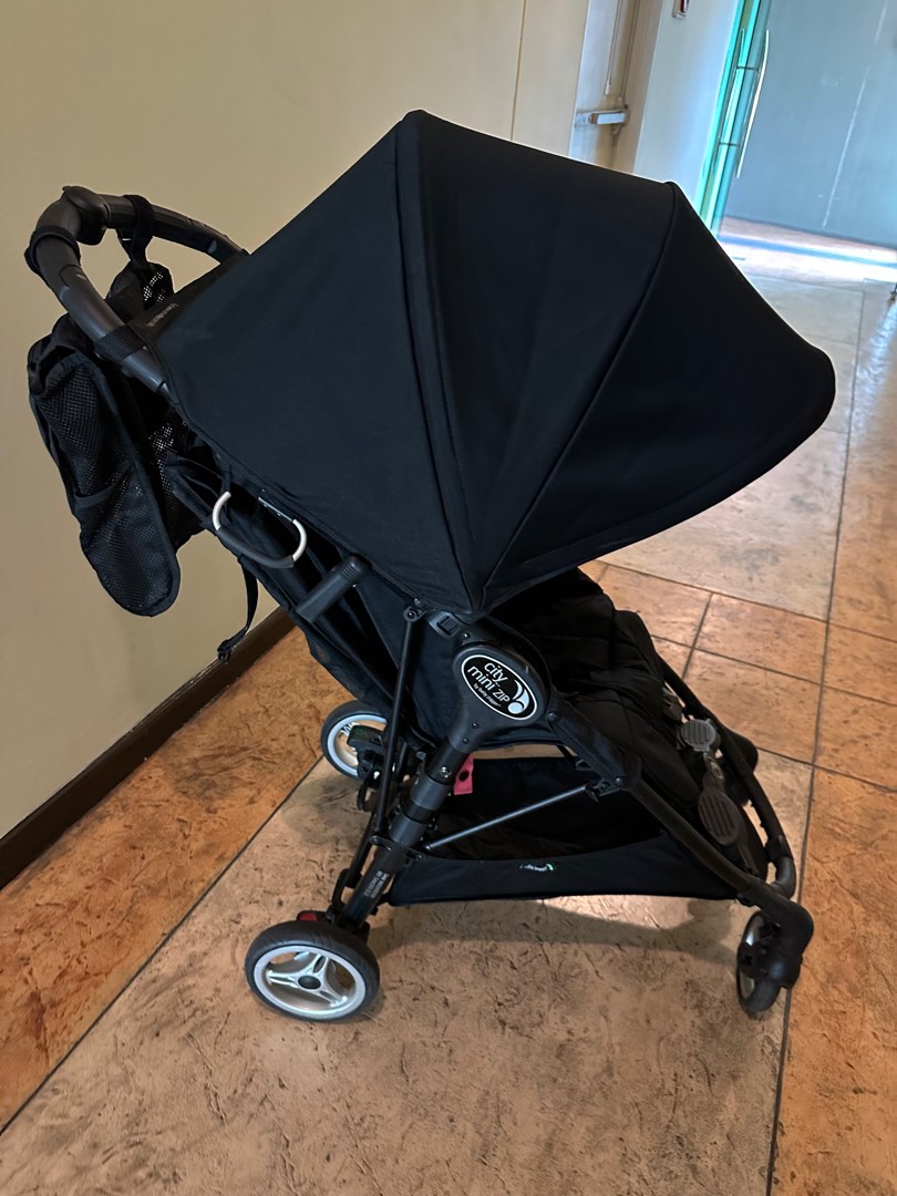 Rare Babyjogger Zip City Mini Stroller with Bag, Babies & Kids, Going ...