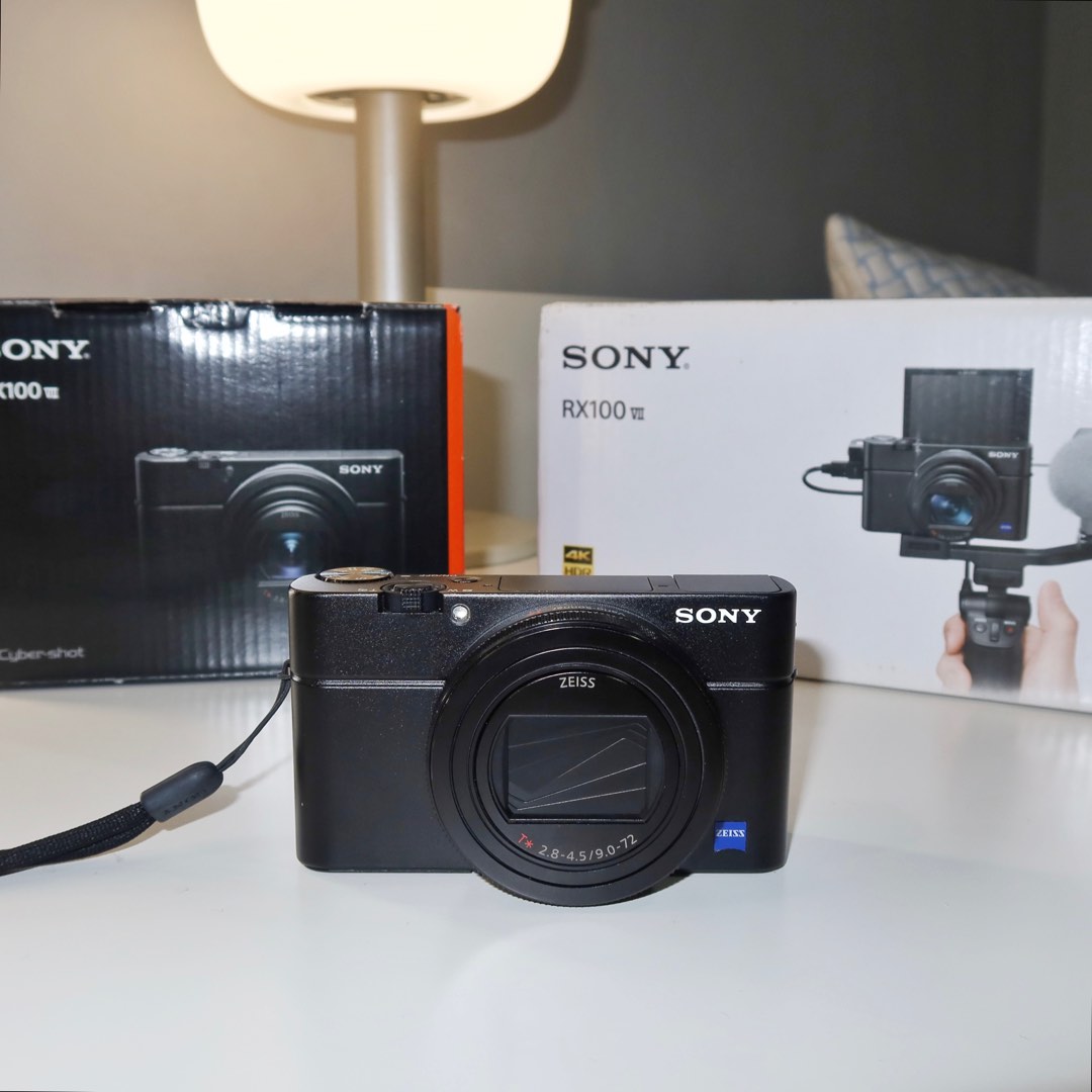Sony RX100 VII | Mark 7, Photography, Cameras on Carousell