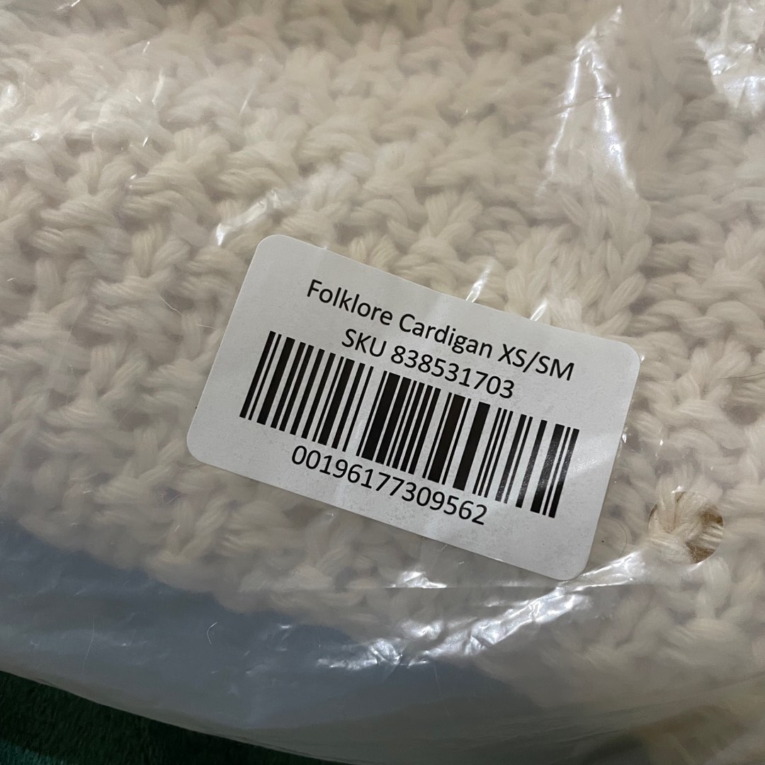 Taylor Swift Folklore Cardigan 2024 XS/SM, Hobbies & Toys, Memorabilia ...