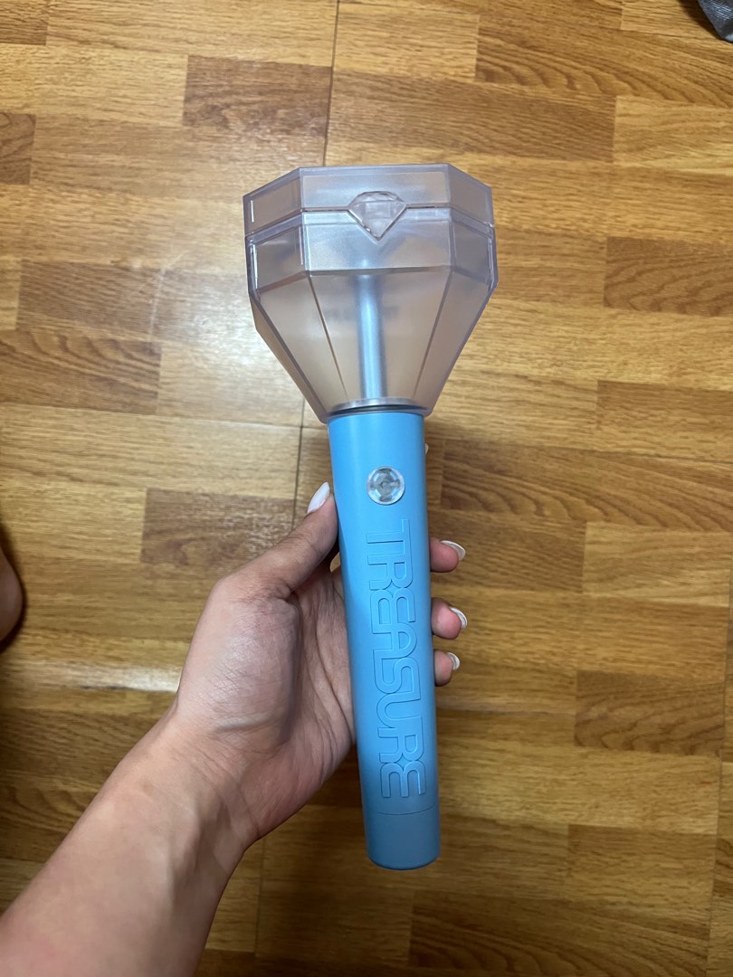 Treasure Lightstick (TEULIGHT), Everything Else, Others on Carousell