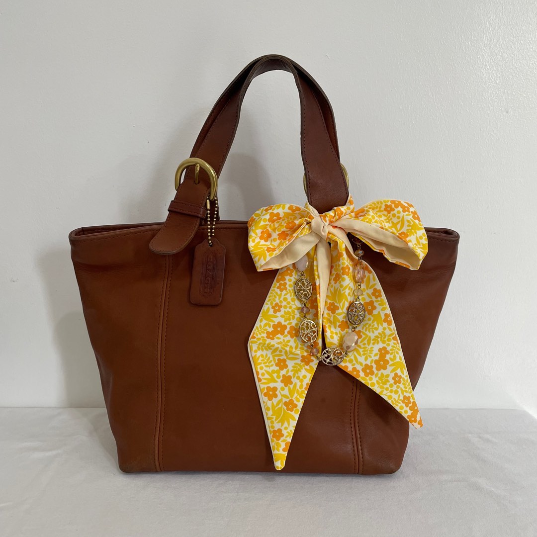 Vintage Coach 4133 Waverly in BT, Luxury, Bags & Wallets on Carousell