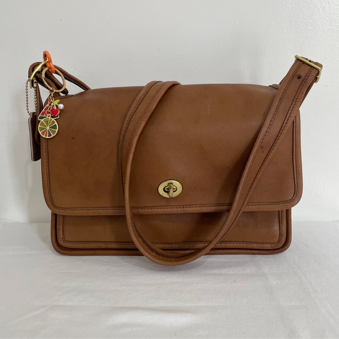 Vintage Coach 9875 Pocket Bag in Tabac, Luxury, Bags & Wallets on Carousell