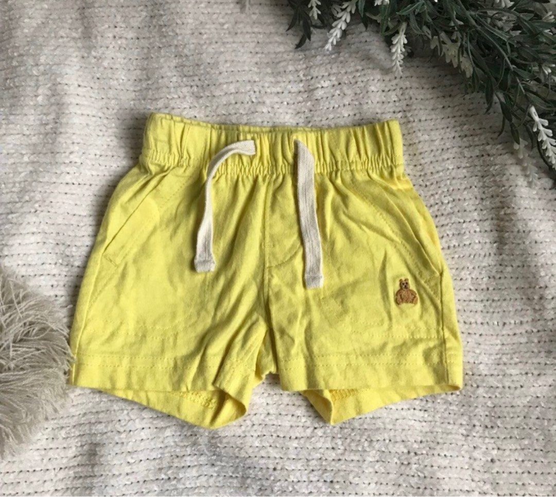 0-3 month Baby Gap Short, Babies & Kids, Babies & Kids Fashion on Carousell