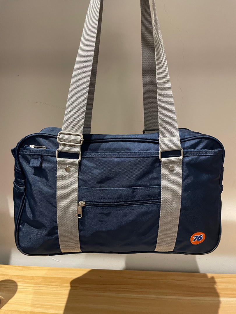 76 LUBRICANTS MOTORSPORT TRAVEL / DUFFLE BAG, Men's Fashion, Bags ...