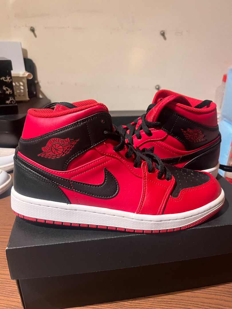 Air jordan 1 mid gym red/blck UK6.5 US 7.5, Men's Fashion, Footwear ...