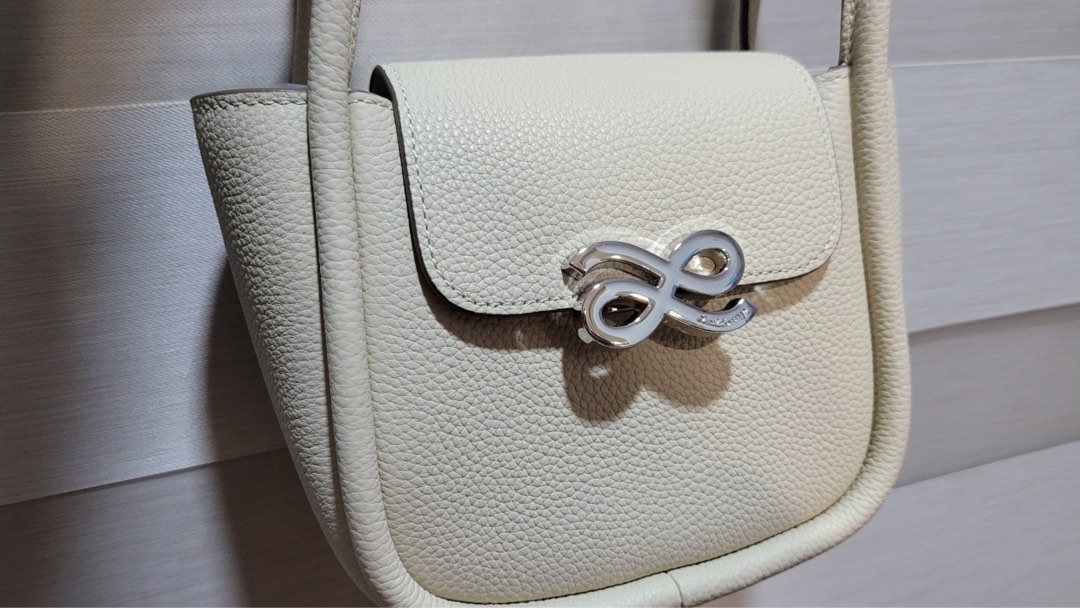 Bento GL House of Little Bunny HOLB, Women's Fashion, Bags & Wallets ...