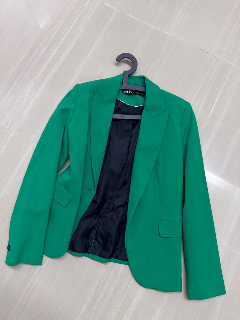 Blazzer, Women's Fashion, Coats, Jackets and Outerwear on Carousell