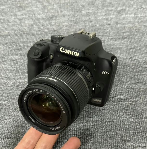 Canon 1000D Kit with 18-55mm Lens + accessories, Photography, Cameras ...