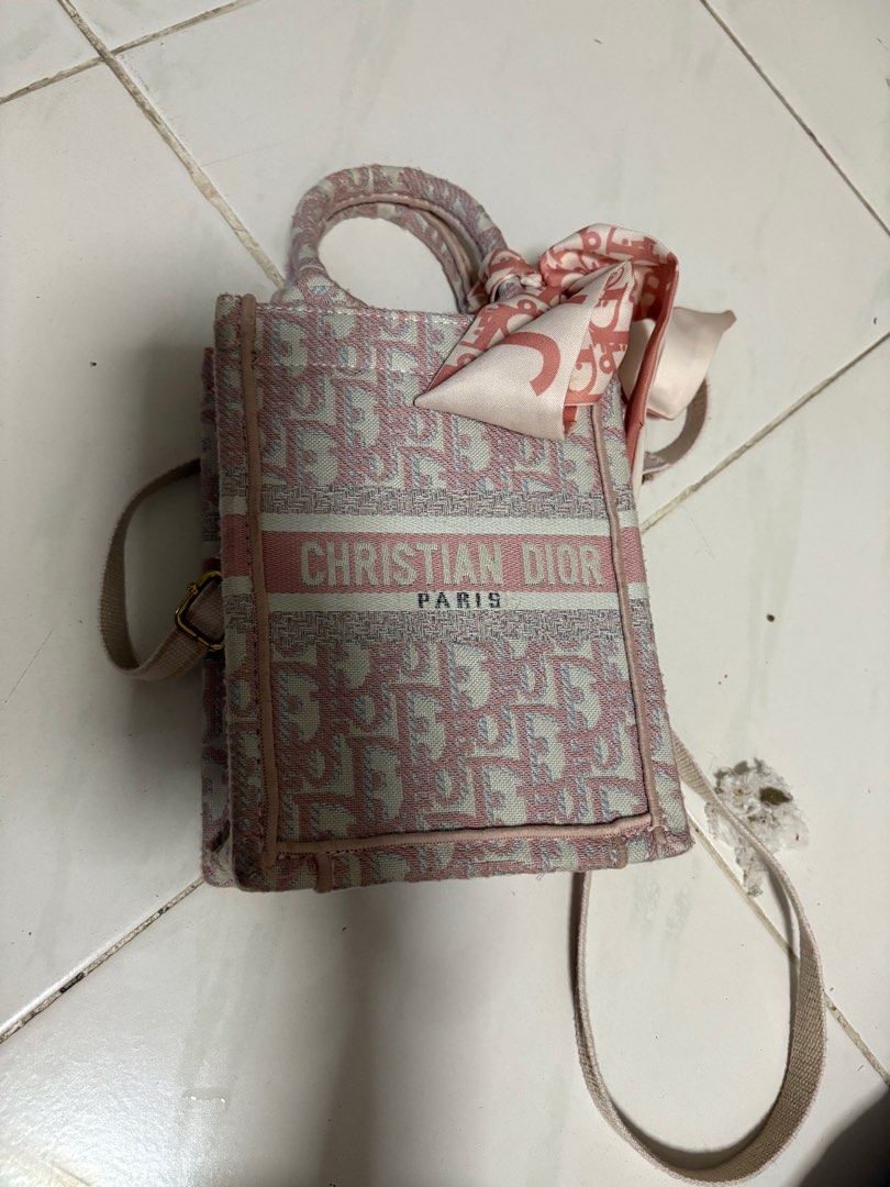 CHRISTIAN DIOR PHONE BAG, Luxury, Bags & Wallets on Carousell