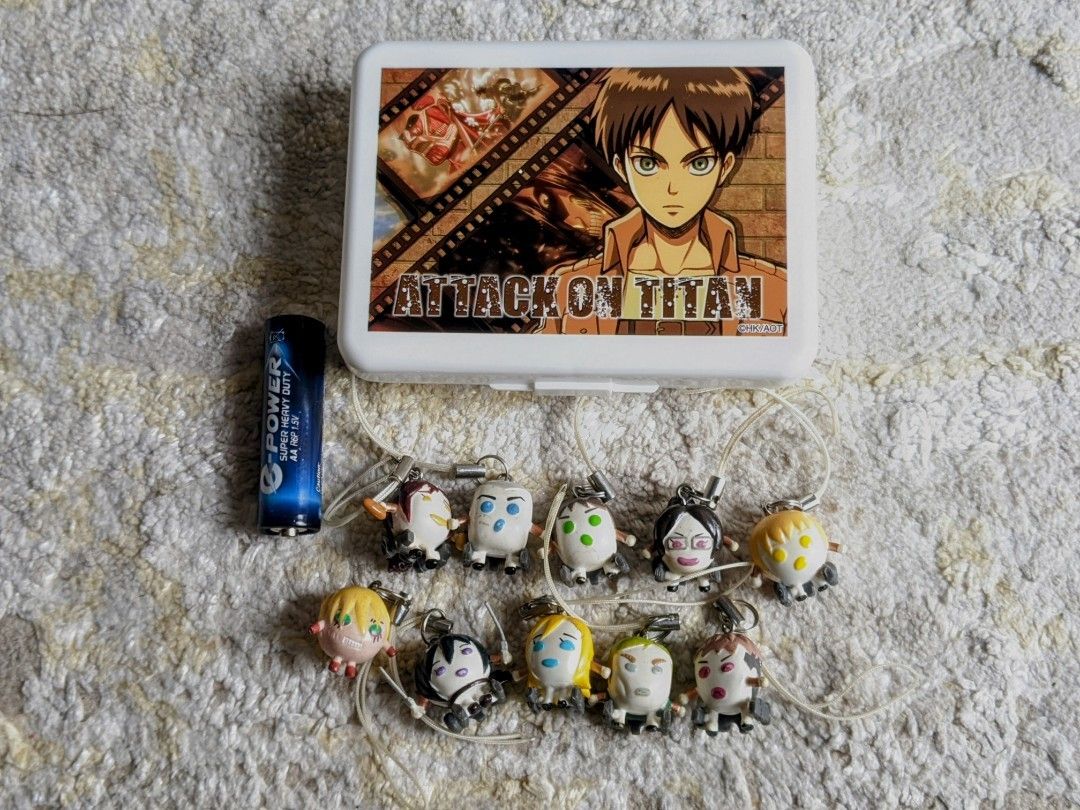 Combo set keychain mini attack on titan AOT, Hobbies & Toys, Toys & Games on Carousell