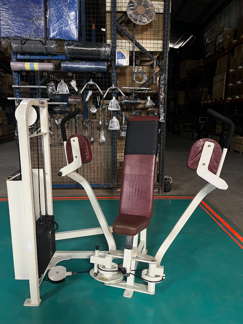 Cybex Pec Fly Gym Fitness Equipment Heavy Duty, Sports Equipment, Other ...