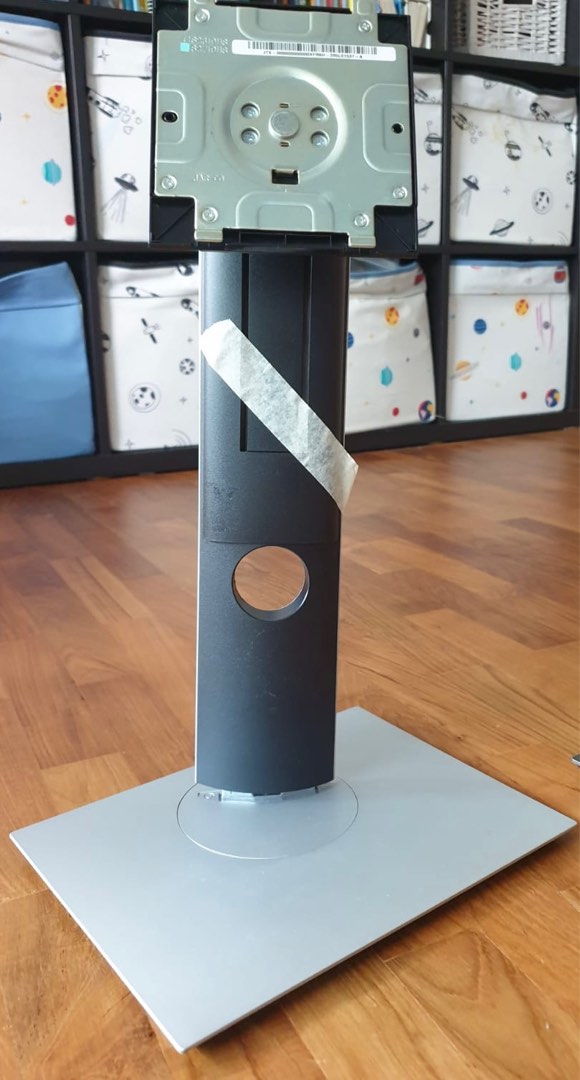 Dell monitor stand 24 inch, Computers & Tech, Desktops on Carousell