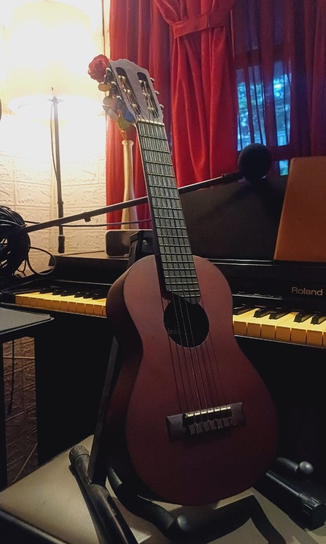 Gitar Budi Doremi Guitalele Yamaha GL-1 Merah Maroon Beli di Yamaha ...
