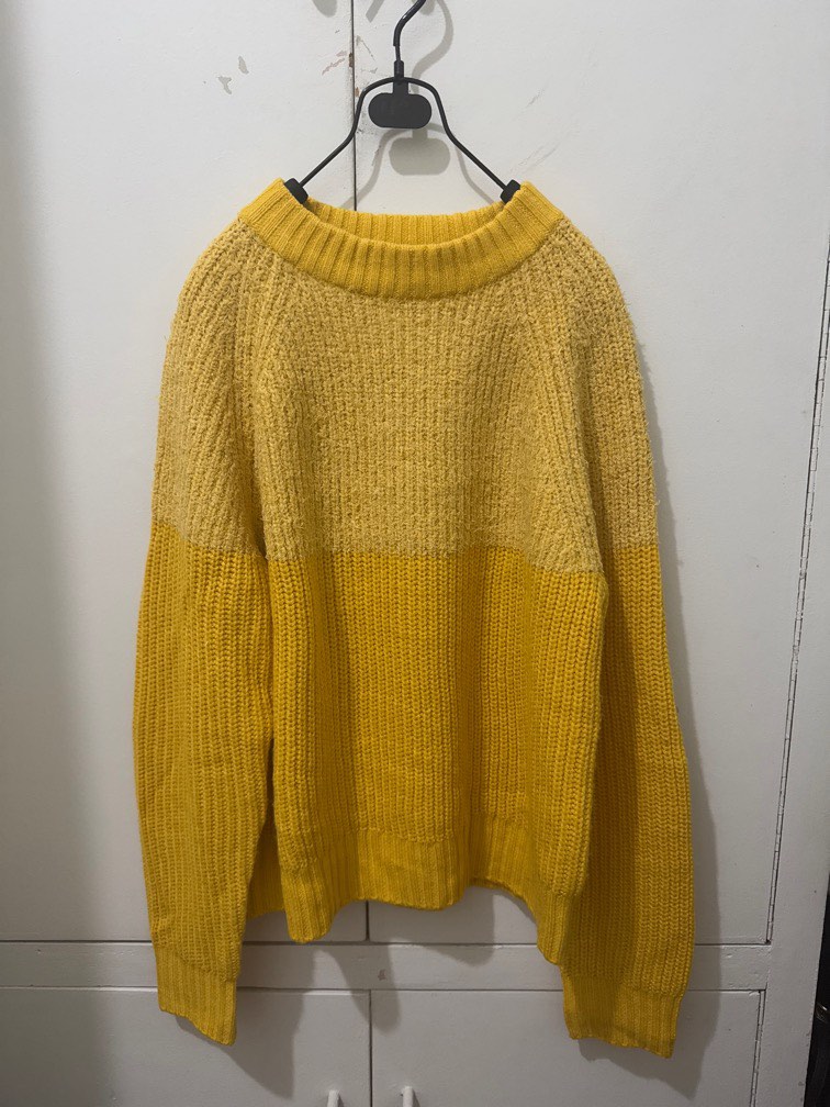 GU knitted longsleeves Small, Women's Fashion, Tops, Longsleeves on ...