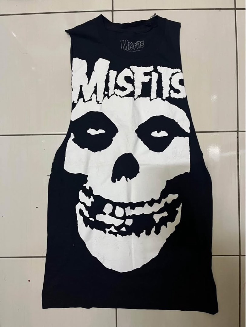 MISFITS ORIGINAL USA SINGLET (negotiable), Men's Fashion, Tops & Sets ...