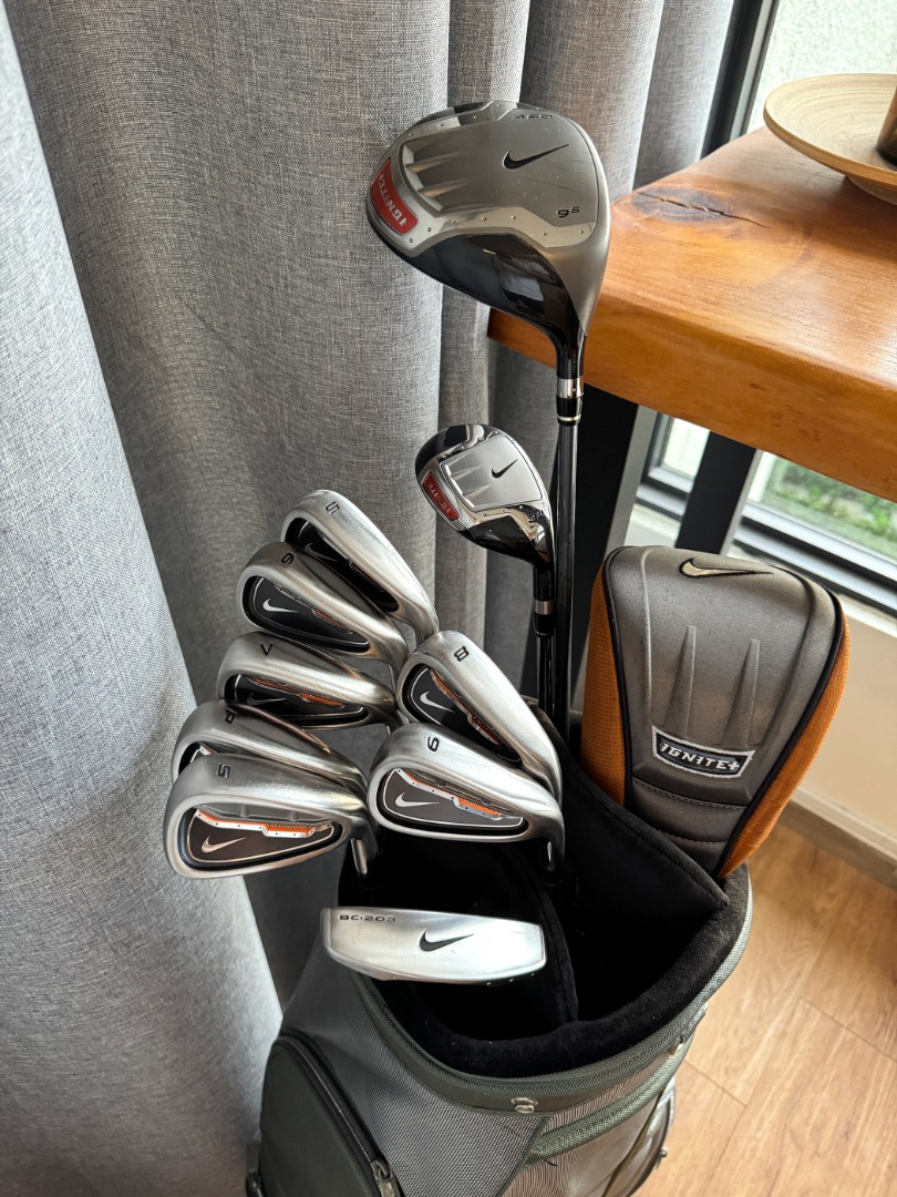 Nike Men's Golf Set, Sports Equipment, Sports & Games, Golf on Carousell
