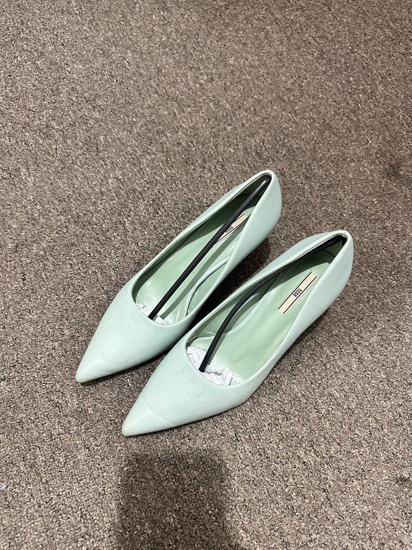 Nose Pointy Toe Heel Pump - Green, Women's Fashion, Footwear, Heels on ...