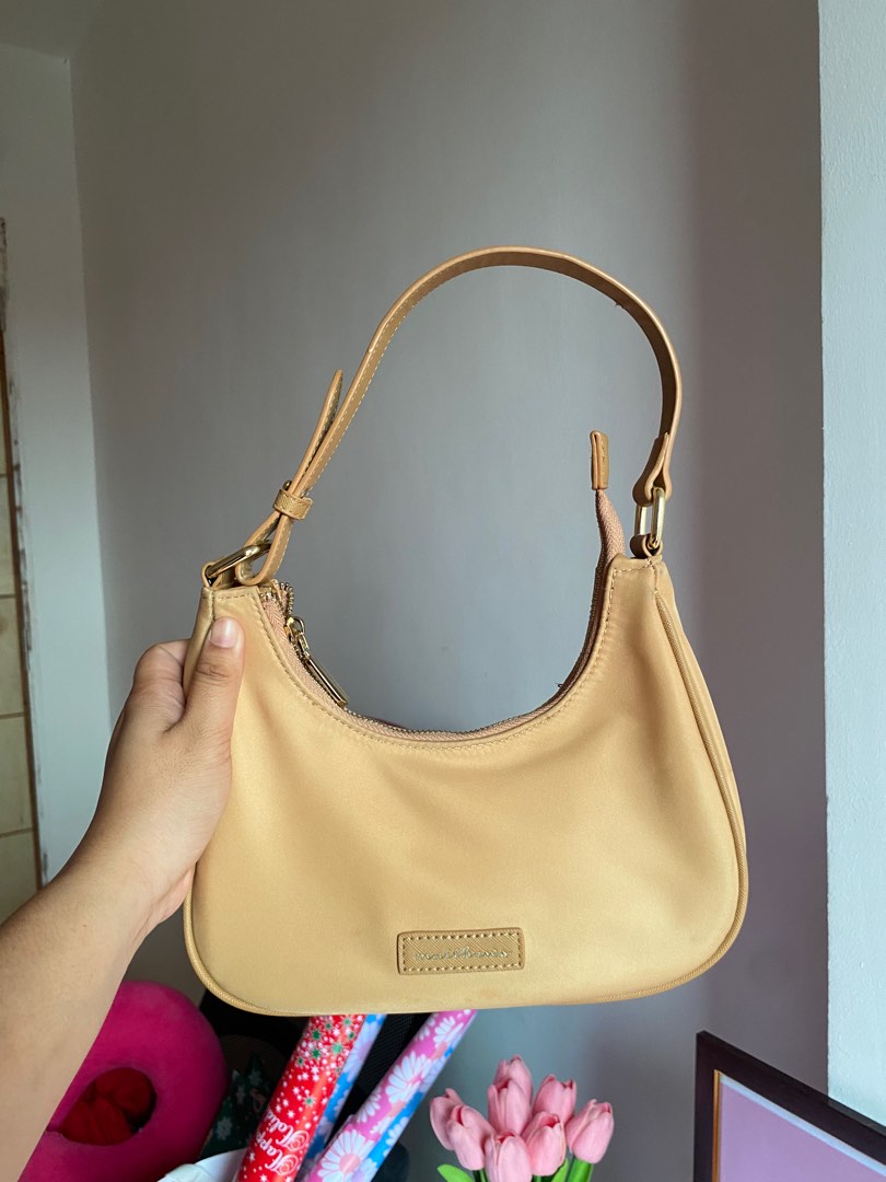 Original Matthews Baguette Bag, Women's Fashion, Bags & Wallets ...