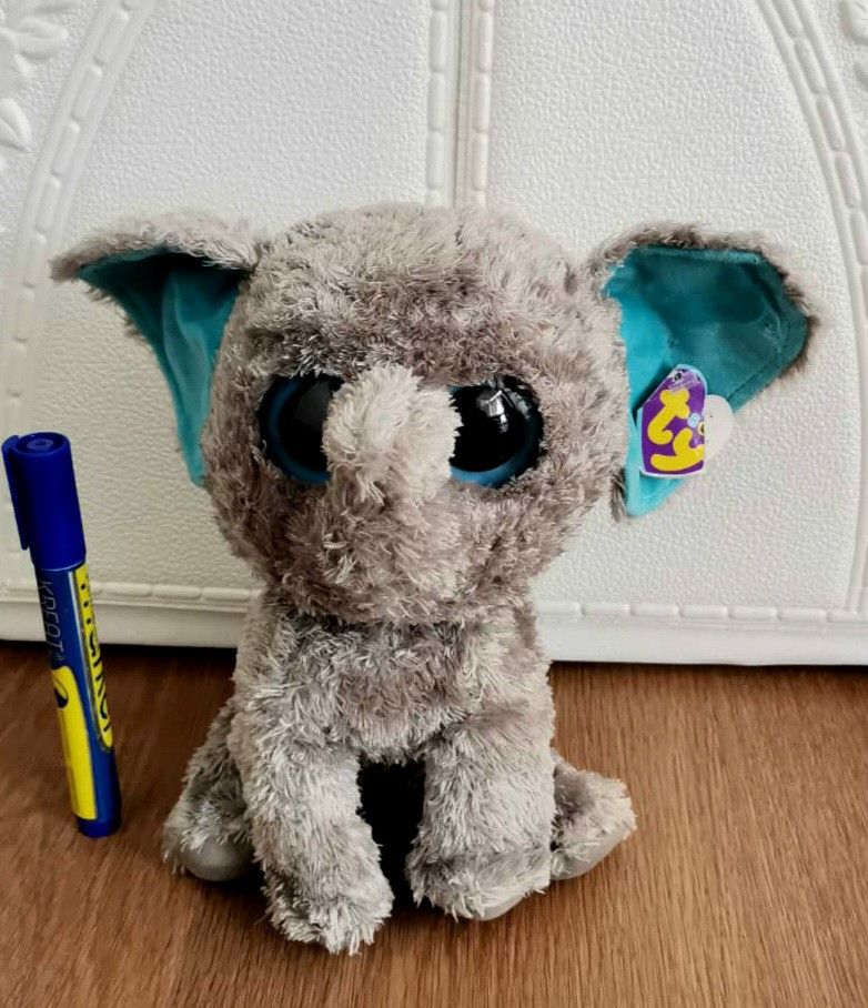 Original TY beanie boos Baby Elephant, Hobbies & Toys, Toys & Games on ...