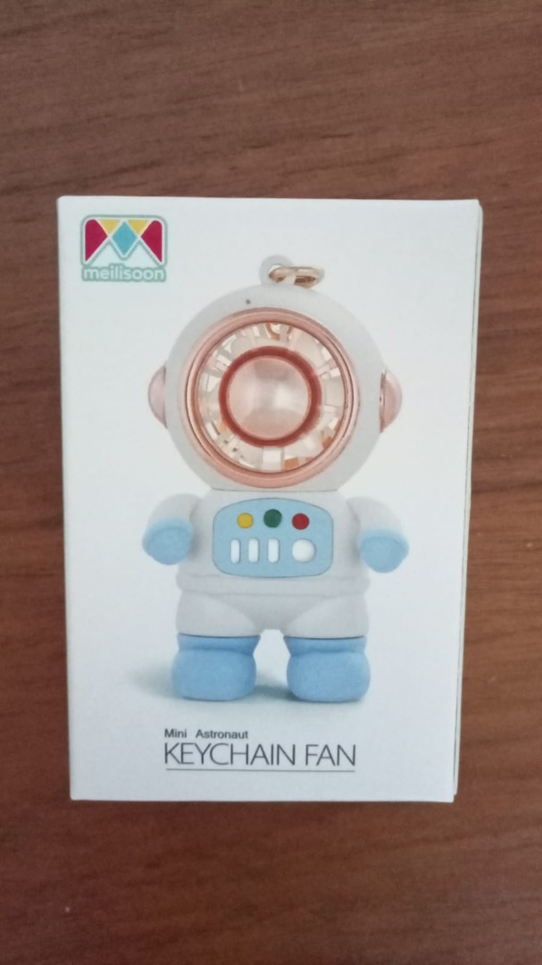 Portable keychain fan, Hobbies & Toys, Toys & Games on Carousell