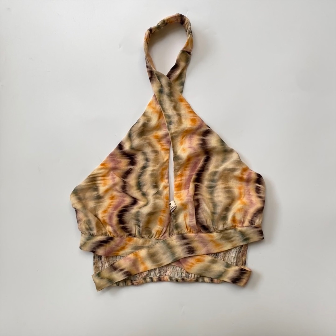 Pull&Bear Halter Neck Crossover Top, Women's Fashion, Tops, Sleeveless ...