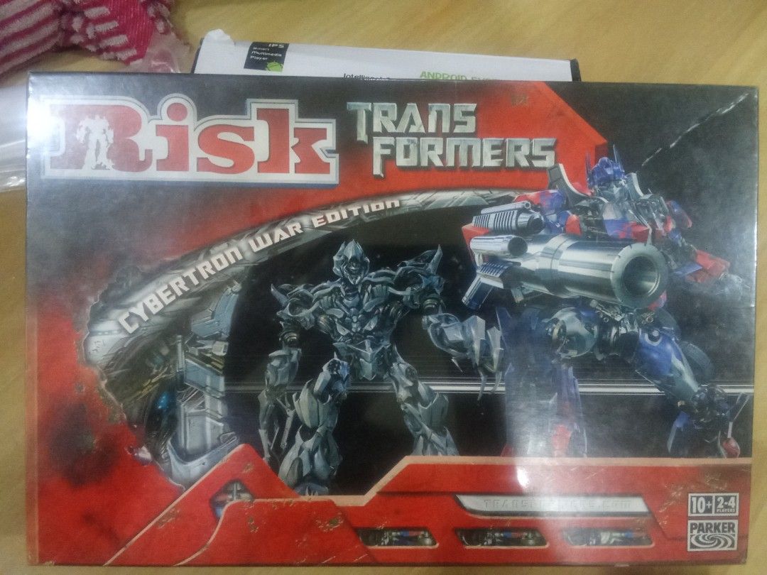 RISK TRANSFORMER CYBERTRON WAR EDITION, Hobbies & Toys, Collectibles ...