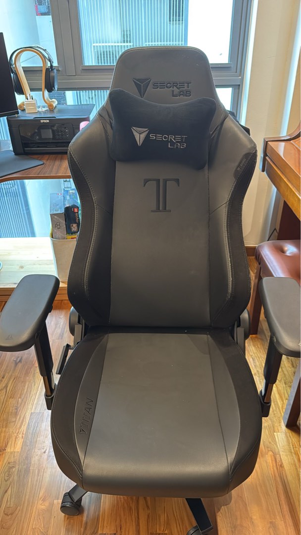 Secret Lab Titan 2020, Furniture & Home Living, Furniture, Chairs on ...