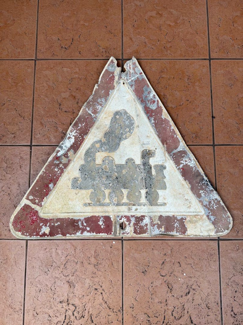 Sign Keretapi Api Lama, Hobbies & Toys, Collectibles & Memorabilia ...