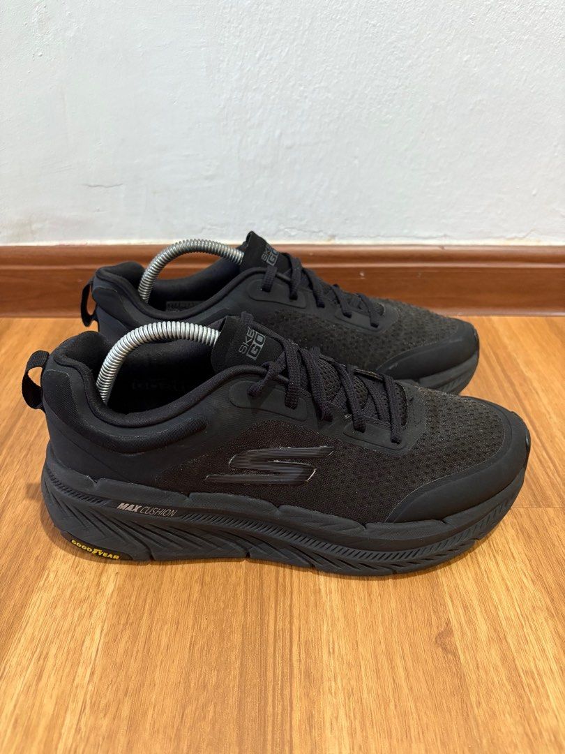 Skechers Triple Black Max Cushion Good Years 8uk 27cm, Men's Fashion ...