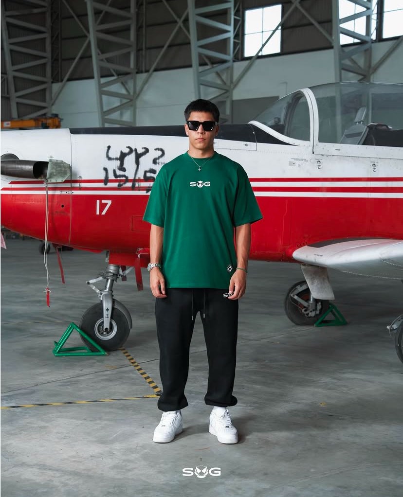 svg selangor, Men's Fashion, Activewear on Carousell