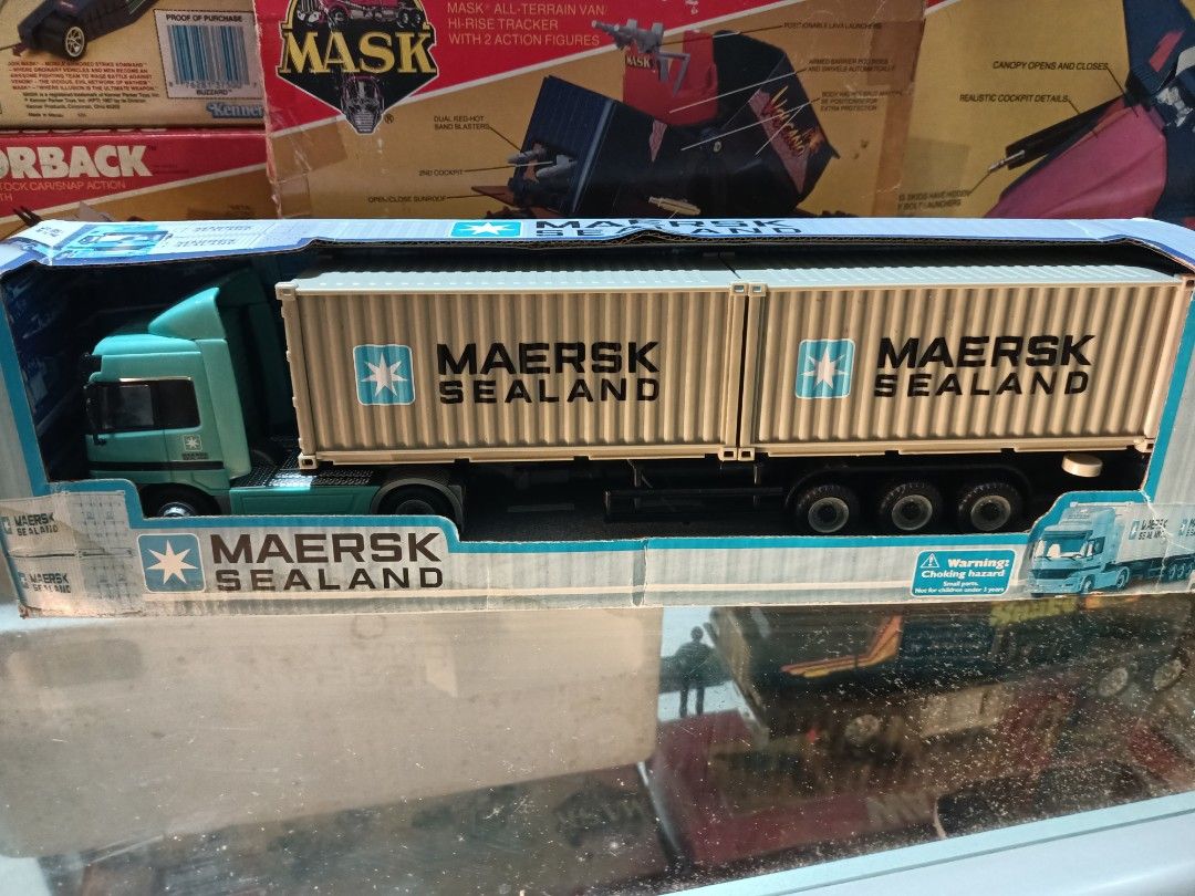 Truck Kontena MAERSK, Hobbies & Toys, Toys & Games on Carousell