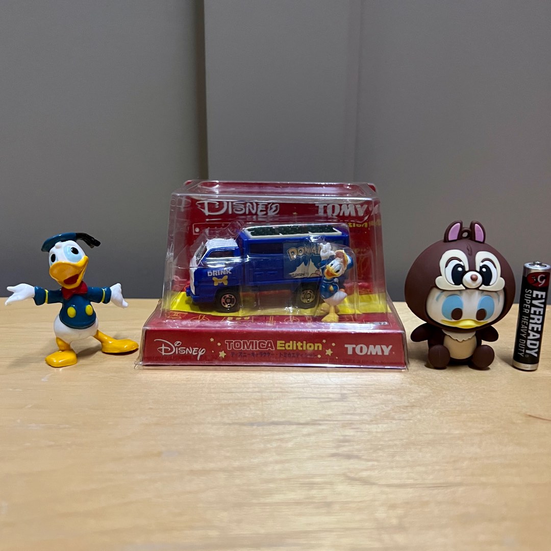 Vintage TOMY Disney Tomica Edition Isuzu Elf Bottle Truck Car Donald ...