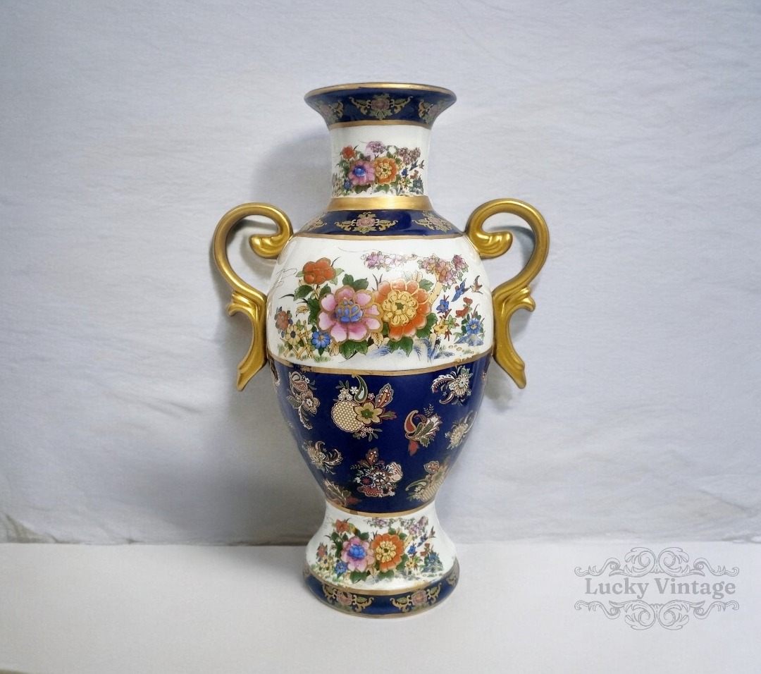 Vintage Vas Bunga Model Trophy Flower Gold Find Rare, Antik, Pajangan ...