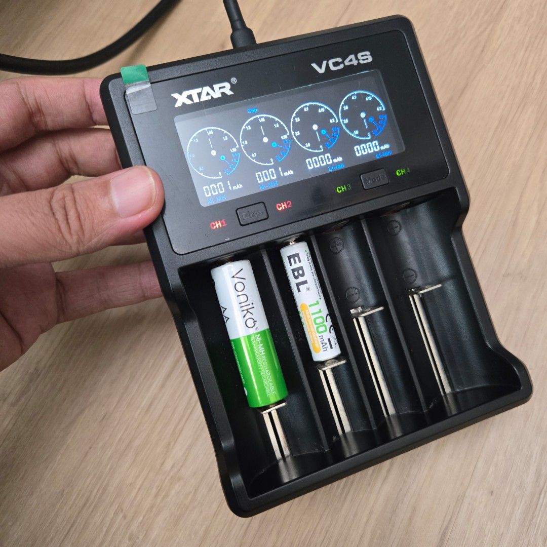 XTAR VC4S Battery Charger Type-C QC3.0 Fast Charging (98% New ...
