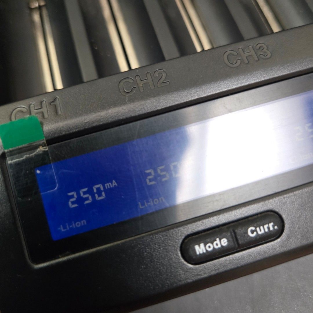 XTAR VC8 8-Bay Battery Charger QC3 USB Type-C, Photography, Photography ...