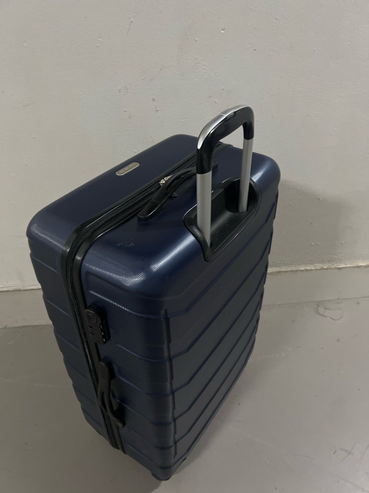 26 inch luggage bag, Hobbies & Toys, Travel, Luggage on Carousell