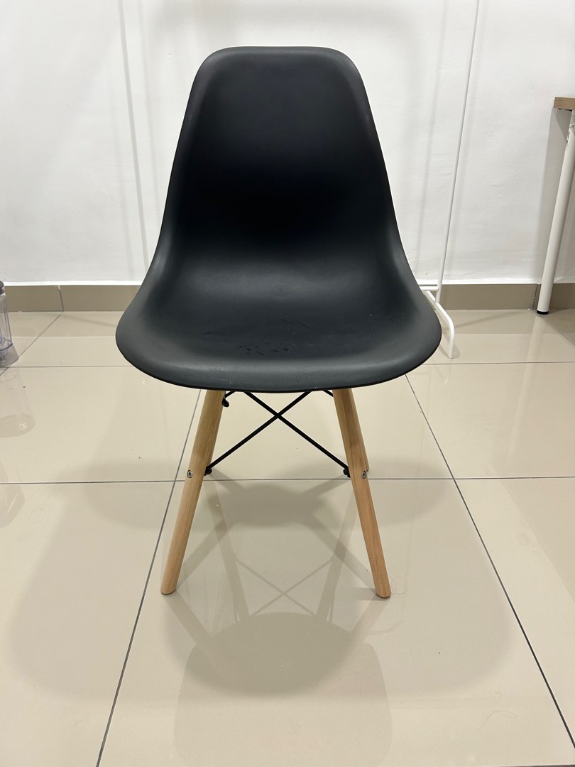 Aesthetic Chair To Letgo/Kerusi dining, Furniture & Home Living ...
