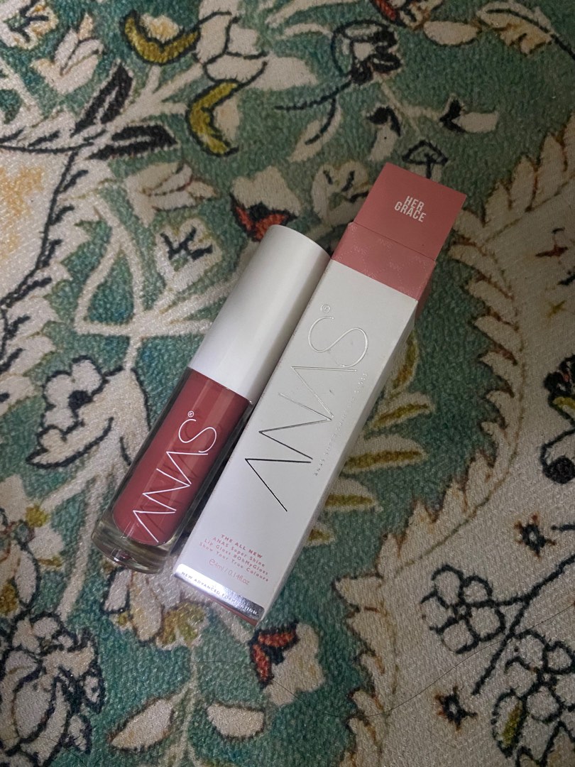 anas super shine lipgloss, Beauty & Personal Care, Face, Makeup on ...