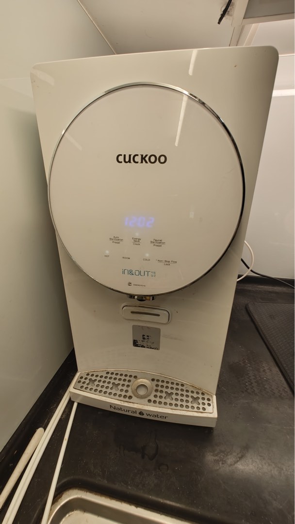 Cuckoo water dispenser, TV & Home Appliances, Kitchen Appliances, Water ...