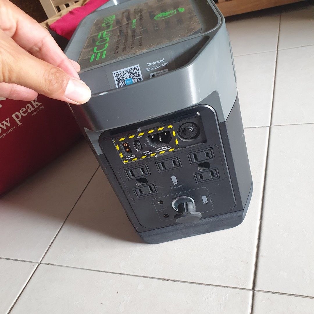Ecoflow delta mini, Sports Equipment, Hiking & Camping on Carousell