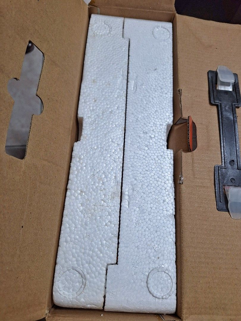 Firefly plane model B737-800. Scale 1:100, Hobbies & Toys, Collectibles ...