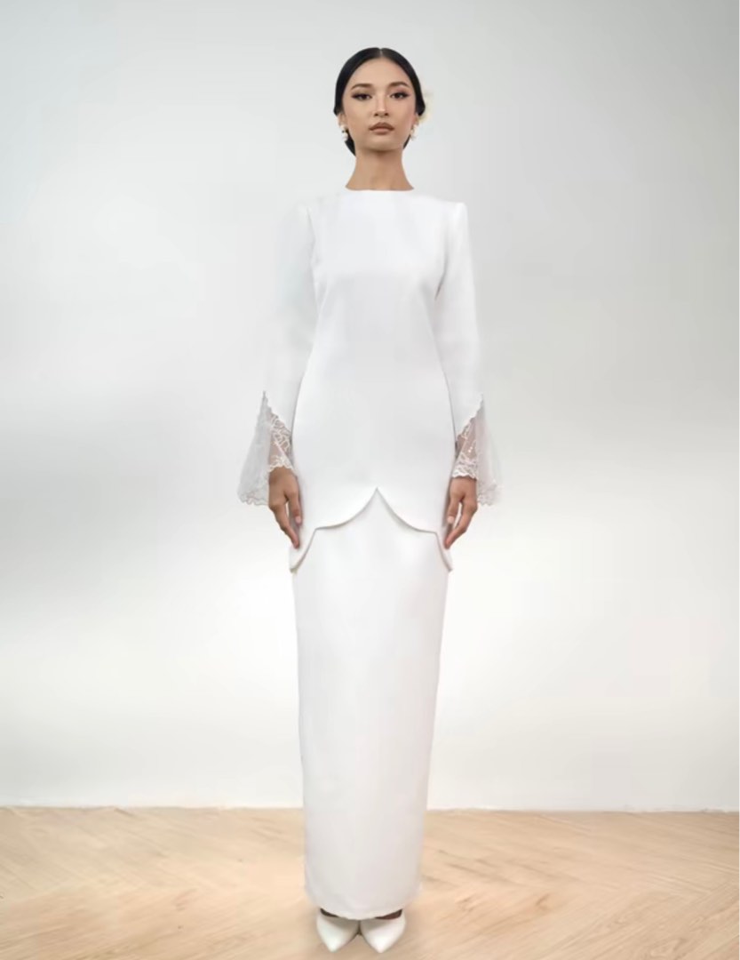 Jentayu kurung by adnaa, Women's Fashion, Muslimah Fashion, Baju Kurung ...