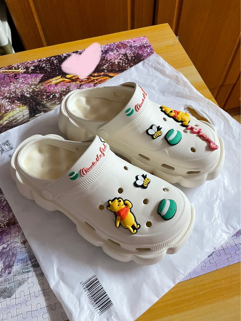 MINISO winnie the pooh slides, Women's Fashion, Footwear, Slippers and ...