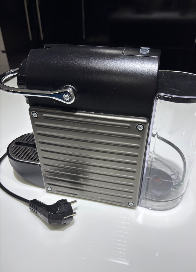 Nespresso Pixie Black (free capsule container), TV & Home Appliances ...