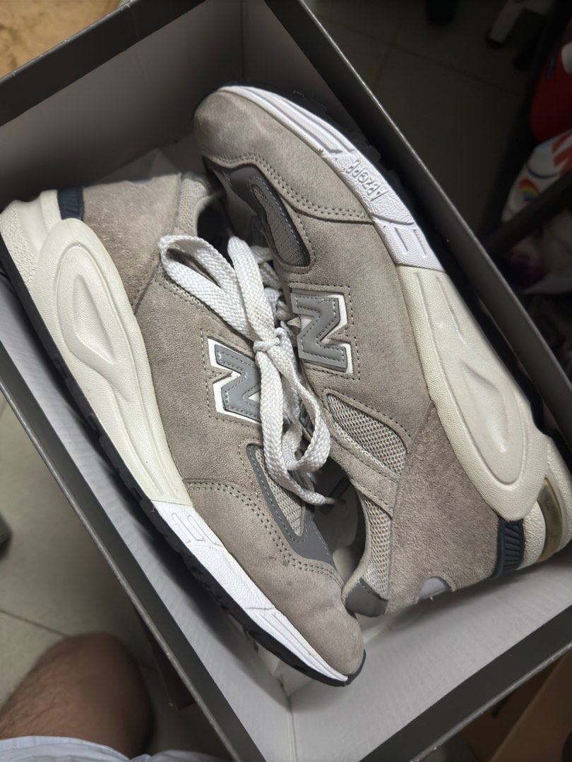 New Balance OG 990v2, Men's Fashion, Footwear, Sneakers on Carousell